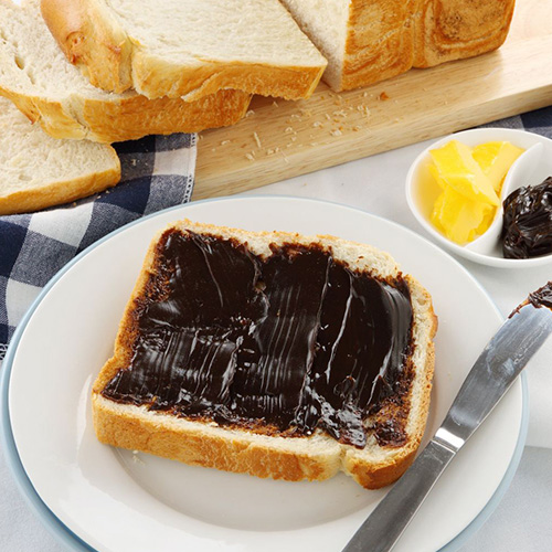 14 Traditional Australian Dishes You Need To TRY!